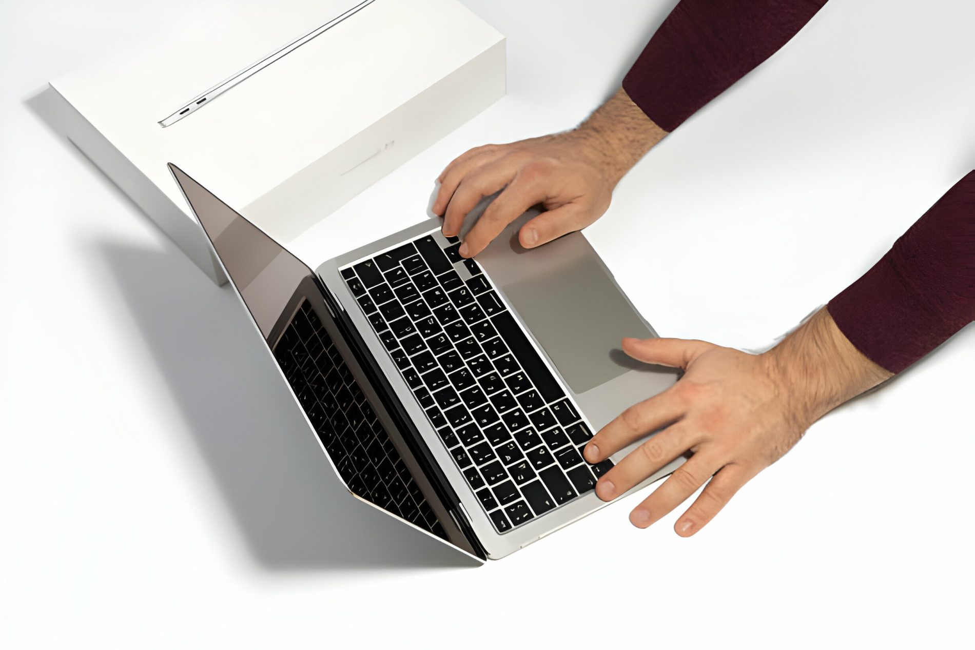 Quel raccourci pour faire une accolade sur Mac